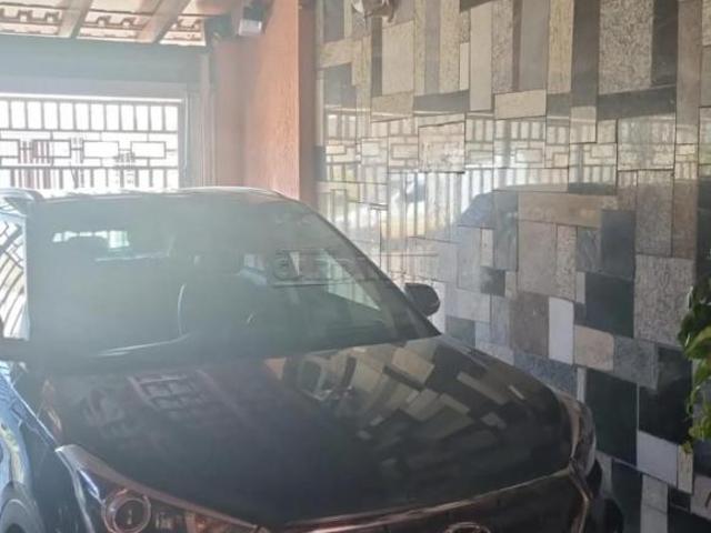 Casa para venda em Jardim Nova Santa Paula de 270.00m² com 3 Quartos, 1 Suite e 4 Garagens