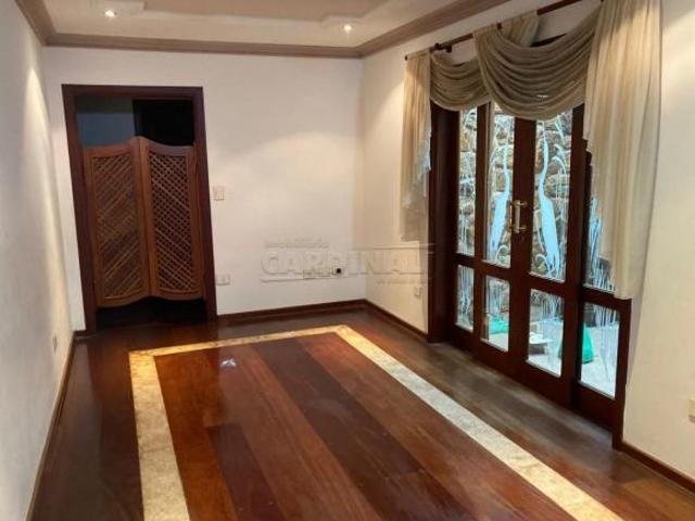 Casa para venda em Jardim Nova Sao Carlos de 233.00m² com 3 Quartos, 2 Suites e 2 Garagens