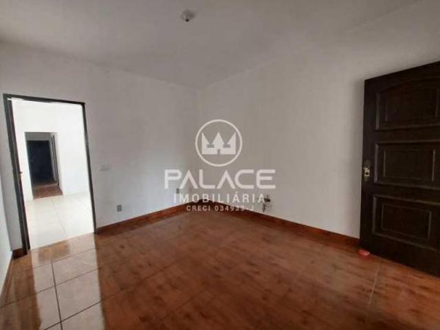 Casa para venda em Jardim Nova Suíça de 86.00m² com 1 Quarto, 1 Suite e 2 Garagens