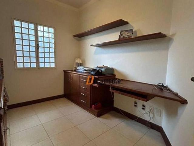 Casa para venda em Jardim Nova Yorque de 300.00m² com 3 Quartos, 1 Suite e 3 Garagens