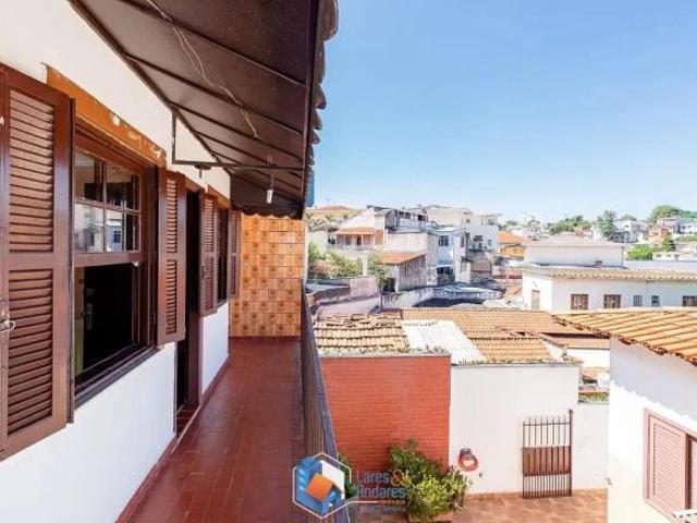 Casa para venda em Jardim Oriental com 3 quartos, sendo 2 suítes, 260m²