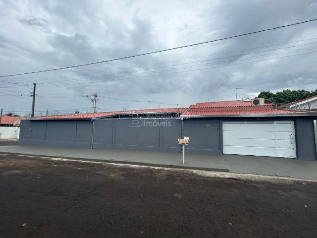 Casa para venda em Jardim Aclimação em Araraquara São Paulo de 145.00m² com 3 Quartos e 3 Garagens