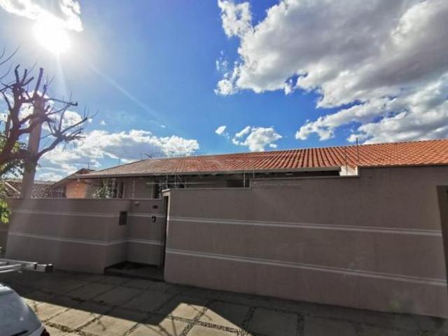 Casa para venda em Jardim Adalgisa de 416.00m² com 3 Quartos, 1 Suite e 6 Garagens