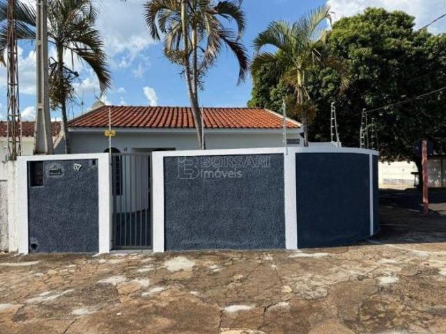 Casa para venda em Jardim Adalgisa de 65.00m² com 2 Quartos e 2 Garagens