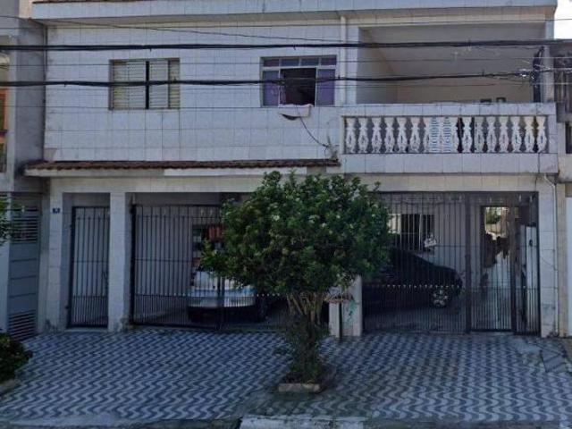 Casa para venda em Jardim Adriana de 400.00m² com 8 Quartos e 2 Garagens