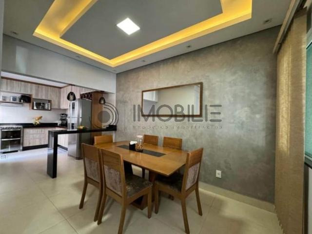 Casa para venda em Jardim Adriana em Indaiatuba São Paulo de 179.00m² com 3 Quartos, 1 Suíte e 2 Garagens