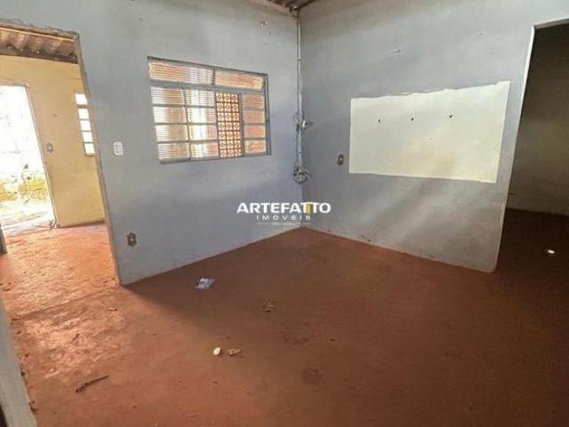 Casa para venda em Jardim Aeroporto Ii de 240.00m² com 8 Quartos e 2 Garagens