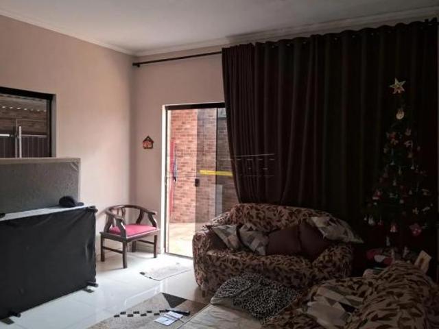 Casa para venda em Jardim Águas Do Paiol de 296.00m² com 5 Quartos, 1 Suite e 2 Garagens
