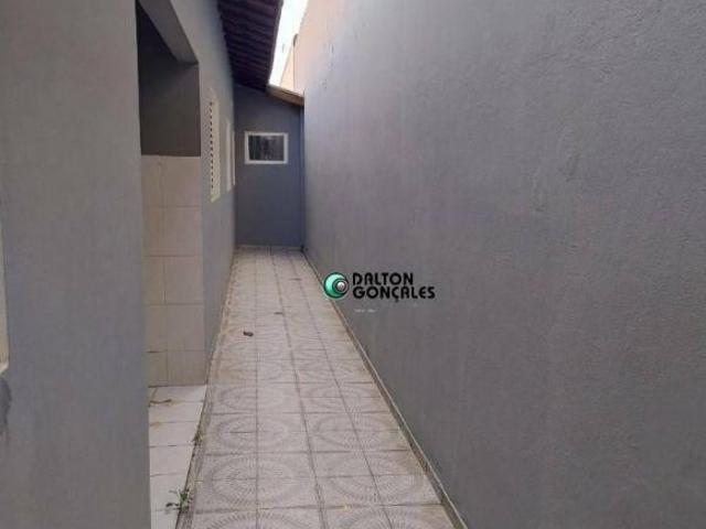 Casa para venda em Jardim Alice de 103.00m² com 3 Quartos, 1 Suite e 2 Garagens