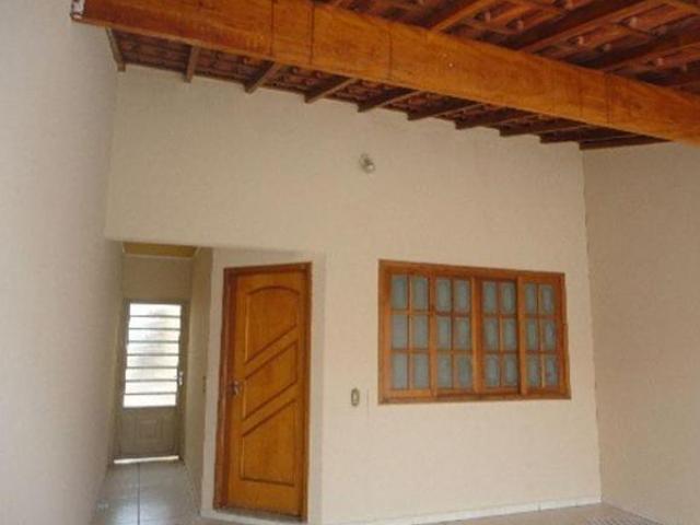 Casa para venda em Jardim Alice de 80.00m² com 3 Quartos, 1 Suite e 2 Garagens