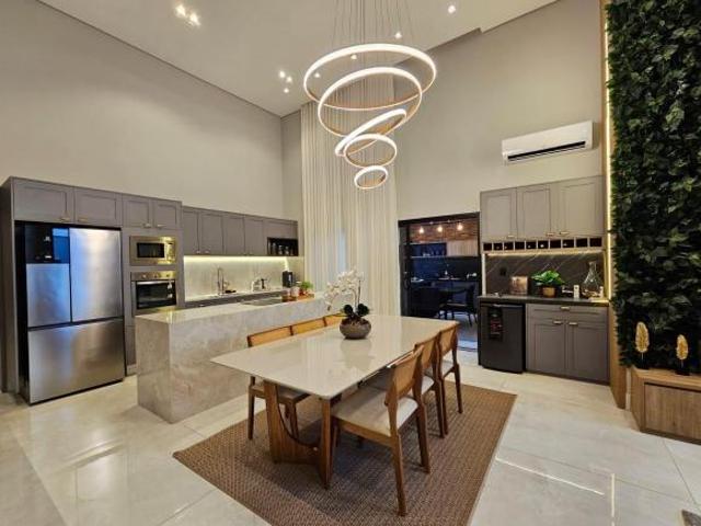 Casa para venda em Jardim Alphacenter de 200.00m² com 3 Quartos, 1 Suite e 94 Garagens