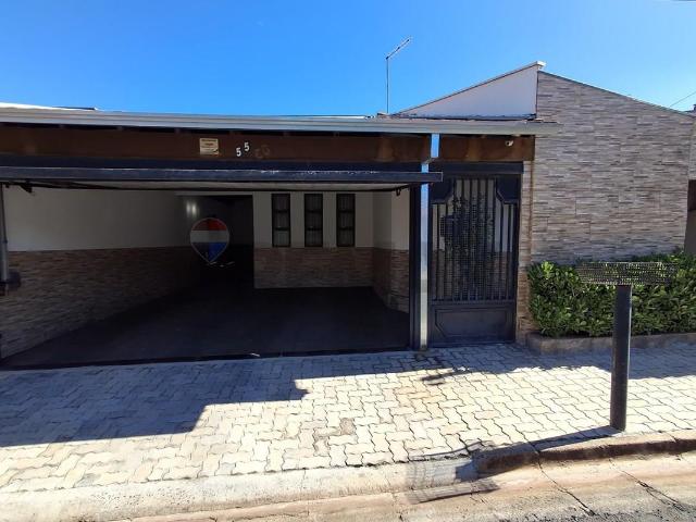 Casa para venda em Jardim Alvorada em Lins São Paulo de 246.00m² com 4 Quartos, 1 Suíte e 2 Garagens
