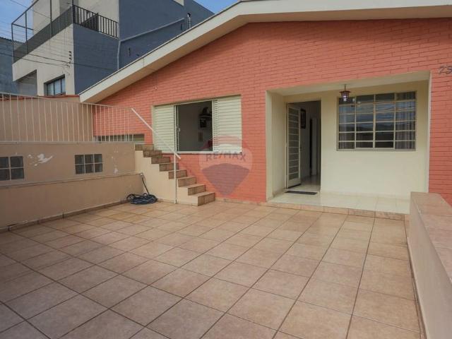 Casa para venda em Jardim Alvorada em Sorocaba São Paulo de 118.00m² com 3 Quartos, 1 Suíte e 4 Garagens