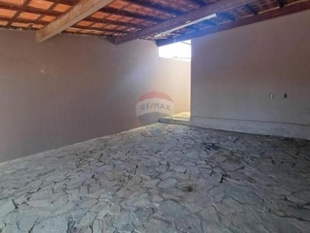 Casa para venda em Jardim Amanda I de 100.00m² com 2 Quartos e 2 Garagens