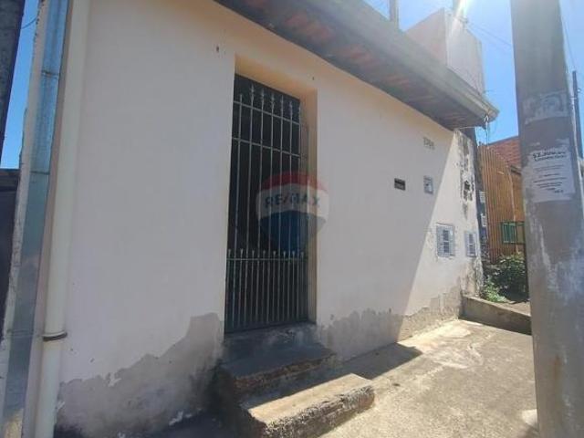 Casa para venda em Jardim Amanda I de 100.00m² com 2 Quartos e 2 Garagens