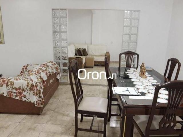 Casa para venda em Jardim América, Goiânia