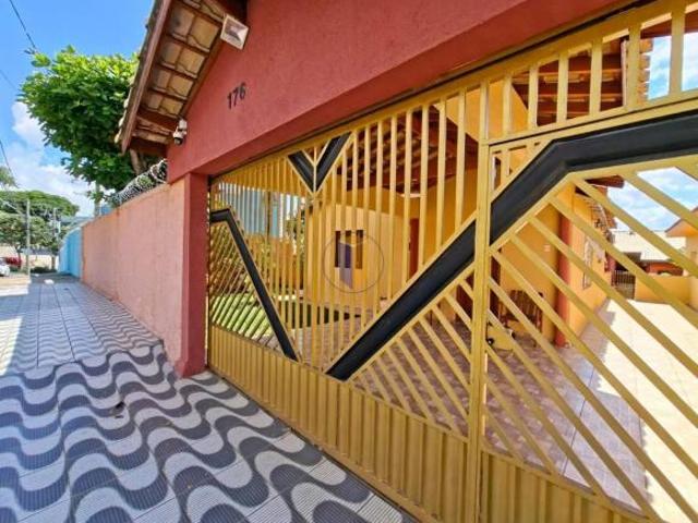 Casa para venda em Jardim América de 189.00m² com 3 Quartos e 2 Garagens