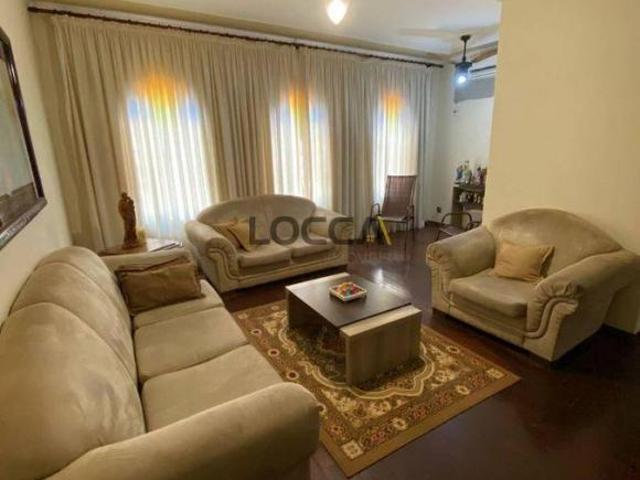 Casa para venda em Jardim América de 189.00m² com 4 Quartos, 2 Suites e 3 Garagens