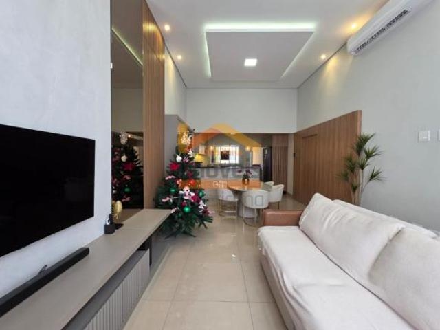 Casa para venda em Jardim América de 190.00m² com 3 Quartos, 1 Suite e 2 Garagens