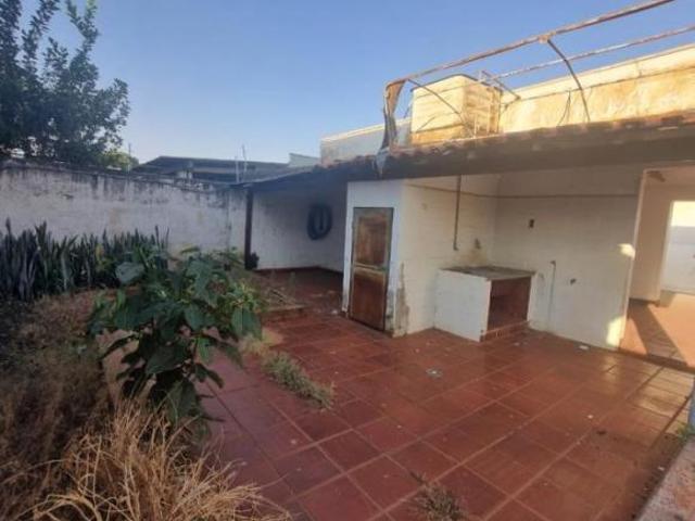 Casa para venda em Jardim América de 2900.00m² com 7 Quartos, 1 Suite e 6 Garagens