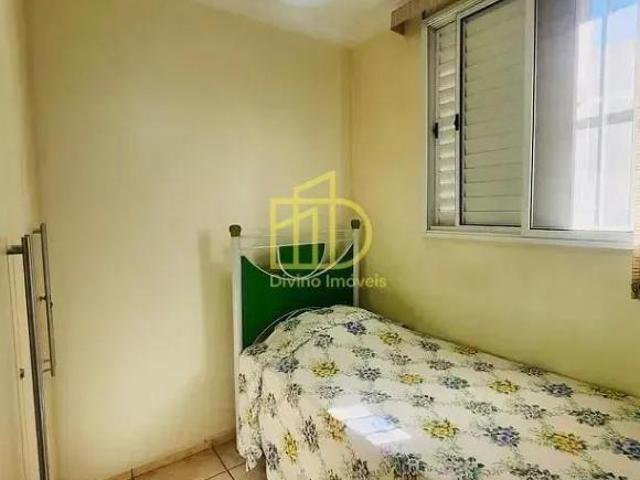 Casa para venda em Jardim Americano de 200.00m² com 4 Quartos, 1 Suite e 5 Garagens