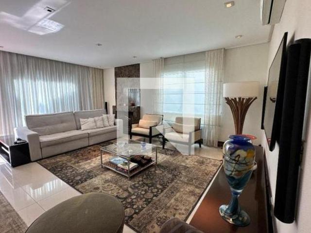Casa para venda em Panamby de 450.00m² com 4 Quartos, 3 Suites e 4 Garagens