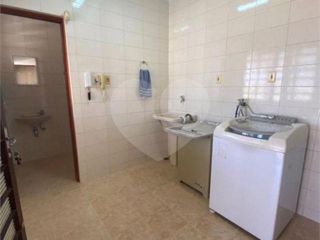 Casa para venda em Jardim Ana Luiza de 217.00m² com 3 Quartos, 1 Suite e 3 Garagens