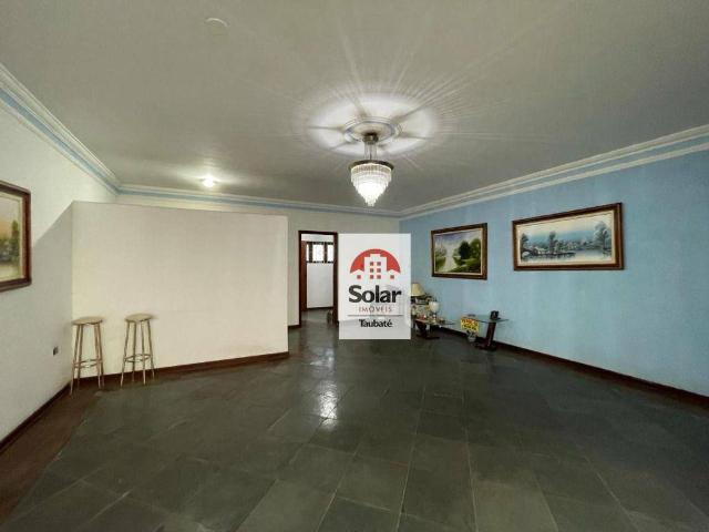 Casa para venda em Centro em Taubaté São Paulo de 480.00m² com 5 Quartos, 5 Suítes e 4 Garagens