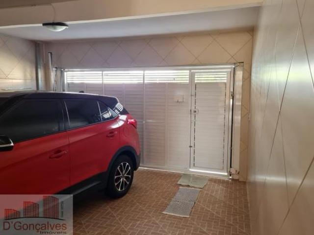 Casa para venda em Jardim Andrea Demarchi de 137.00m² com 2 Quartos, 1 Suite e 2 Garagens