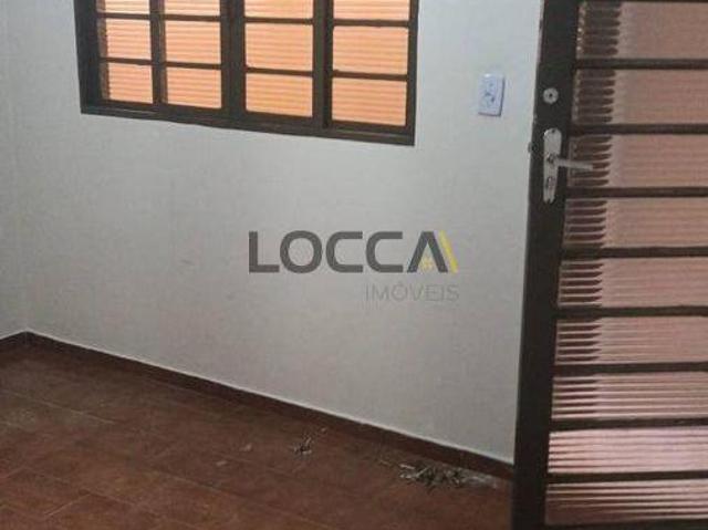 Casa para venda em Jardim Antártica de 153.00m² com 3 Quartos e 2 Garagens