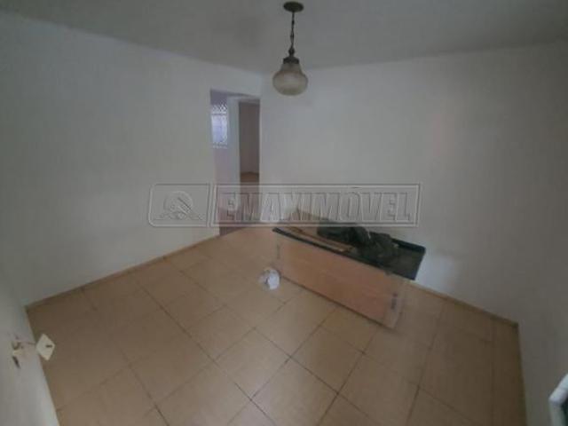 Casa para venda em Jardim Archila de 270.00m² com 2 Quartos e 2 Garagens