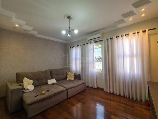 Casa para venda em Jardim Arangá de 154.00m² com 3 Quartos, 1 Suite e 4 Garagens