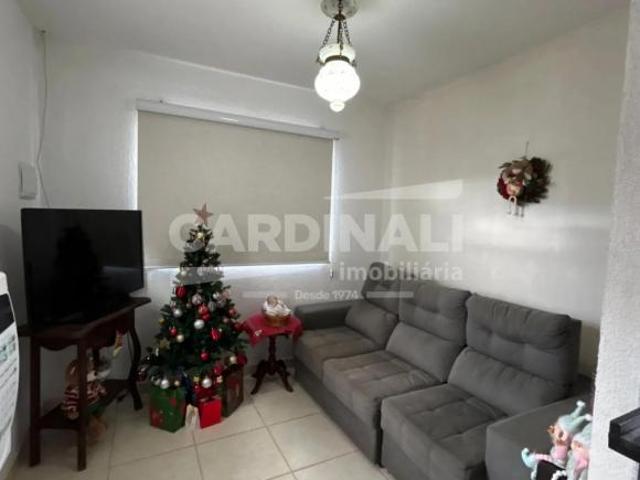 Casa para venda em Jardim Araucária de 77.00m² com 2 Quartos e 3 Garagens