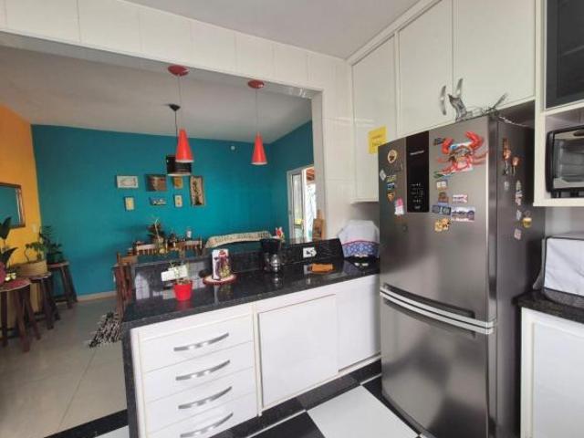 Casa para venda em Jardim Ártico de 149.00m² com 3 Quartos e 3 Garagens