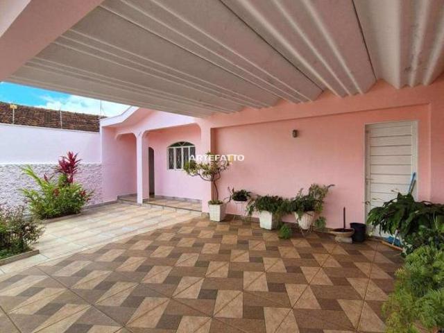 Casa para venda em Jardim Bueno de 193.00m² com 4 Quartos, 1 Suite e 2 Garagens