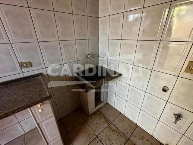 Casa para venda em Jardim Bandeirantes de 121.00m² com 2 Quartos, 1 Suite e 2 Garagens