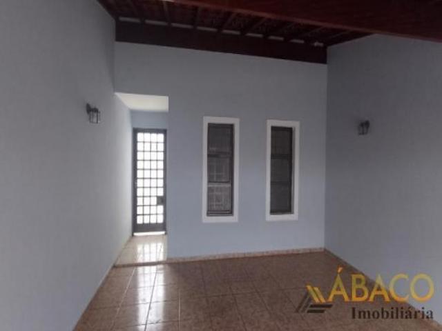 Casa para venda em Jardim Bandeirantes de 150.00m² com 3 Quartos, 1 Suite e 2 Garagens