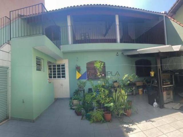 Casa para venda em Jardim Barbosa de 215.00m² com 2 Quartos e 2 Garagens