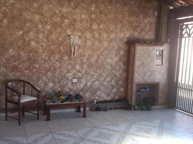Casa para venda em Jardim Beatriz de 12.00m² com 2 Quartos e 2 Garagens