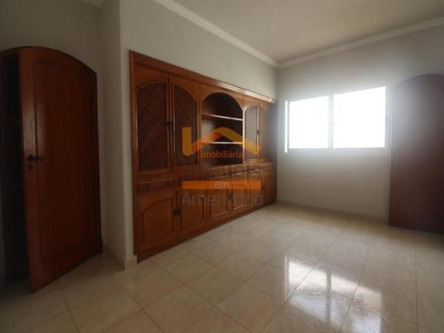Casa para venda em Jardim Bela Vista de 500.00m² com 4 Quartos, 3 Suites e 4 Garagens