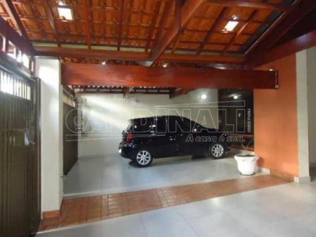 Casa para venda em Jardim Bethânia de 266.00m² com 4 Quartos, 4 Suites e 6 Garagens
