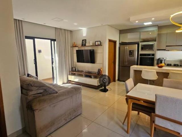 Casa para venda em Jardim Boa Vista de 47.00m² com 3 Quartos, 3 Suites e 4 Garagens