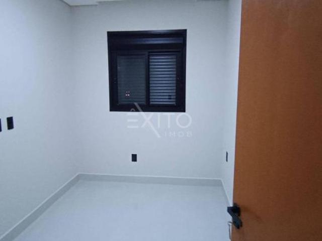Casa para venda em Jardim Bom Sucesso de 104.00m² com 3 Quartos, 1 Suite e 2 Garagens