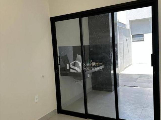 Casa para venda em Jardim Bom Sucesso de 105.00m² com 3 Quartos, 1 Suite e 2 Garagens