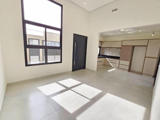 Casa para venda em Jardim Bom Sucesso de 105.00m² com 3 Quartos, 1 Suite e 2 Garagens