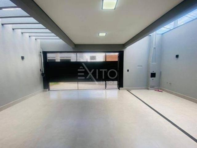 Casa para venda em Jardim Bom Sucesso de 110.00m² com 3 Quartos, 1 Suite e 2 Garagens