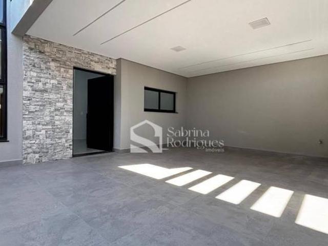 Casa para venda em Jardim Bom Sucesso de 125.00m² com 3 Quartos, 1 Suite e 2 Garagens