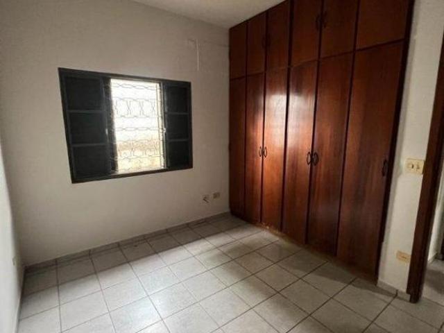 Casa para venda em Jardim Bongiovani de 250.00m² com 3 Quartos e 2 Garagens