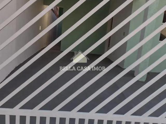 Casa para venda em Jardim Bonsucesso de 92.00m² com 2 Quartos, 1 Suite e 2 Garagens