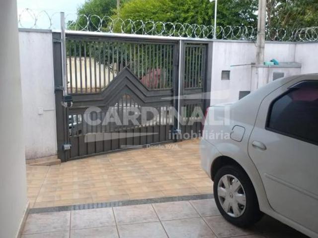 Casa para venda em Jardim Botânico de 202.00m² com 3 Quartos e 7 Garagens